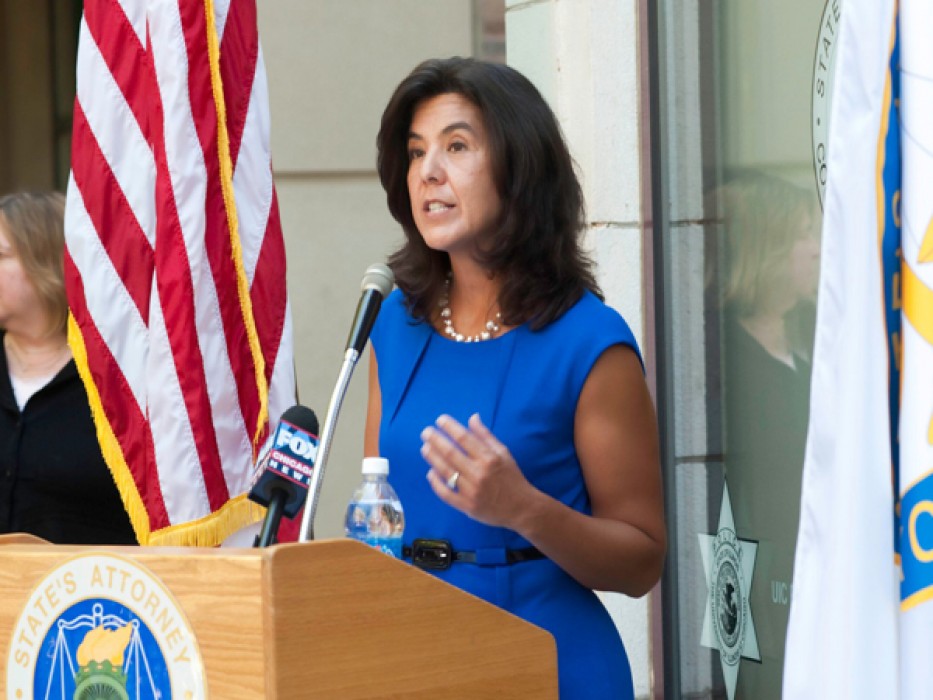 Alvarez Donor Was Once Investigated In Missing Person Case - Illinois ...